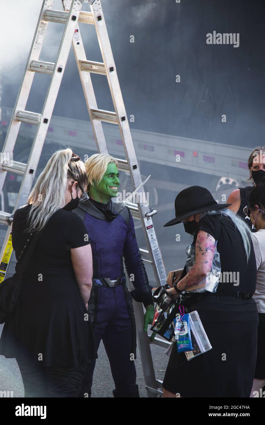 Supergirl tv show hi-res stock photography and images - Alamy