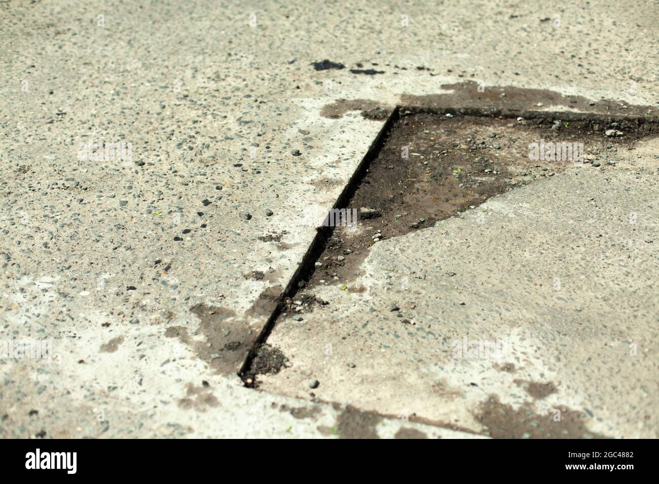 Highway heavy earthquake hi-res stock photography and images - Alamy