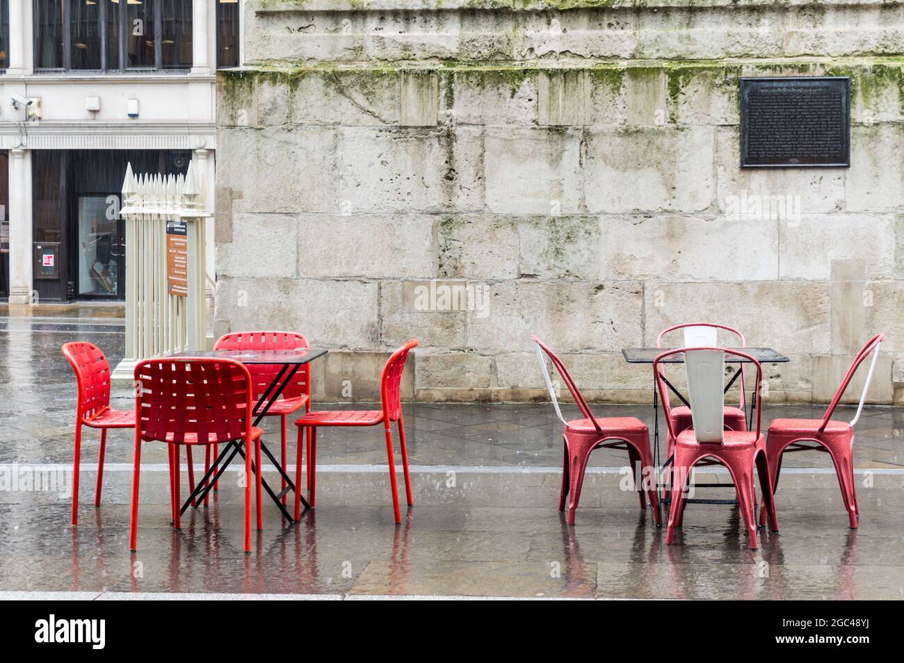 Outdoor raining weather hi-res stock photography and images - Alamy