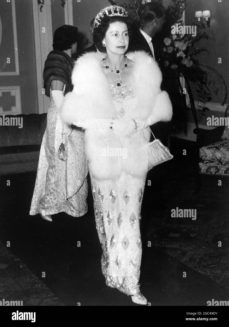 QUEEN ELIZABETH II IN CHRISTCHURCH, NEW ZEALAND ; 22 FEBRUARY 1963 ...