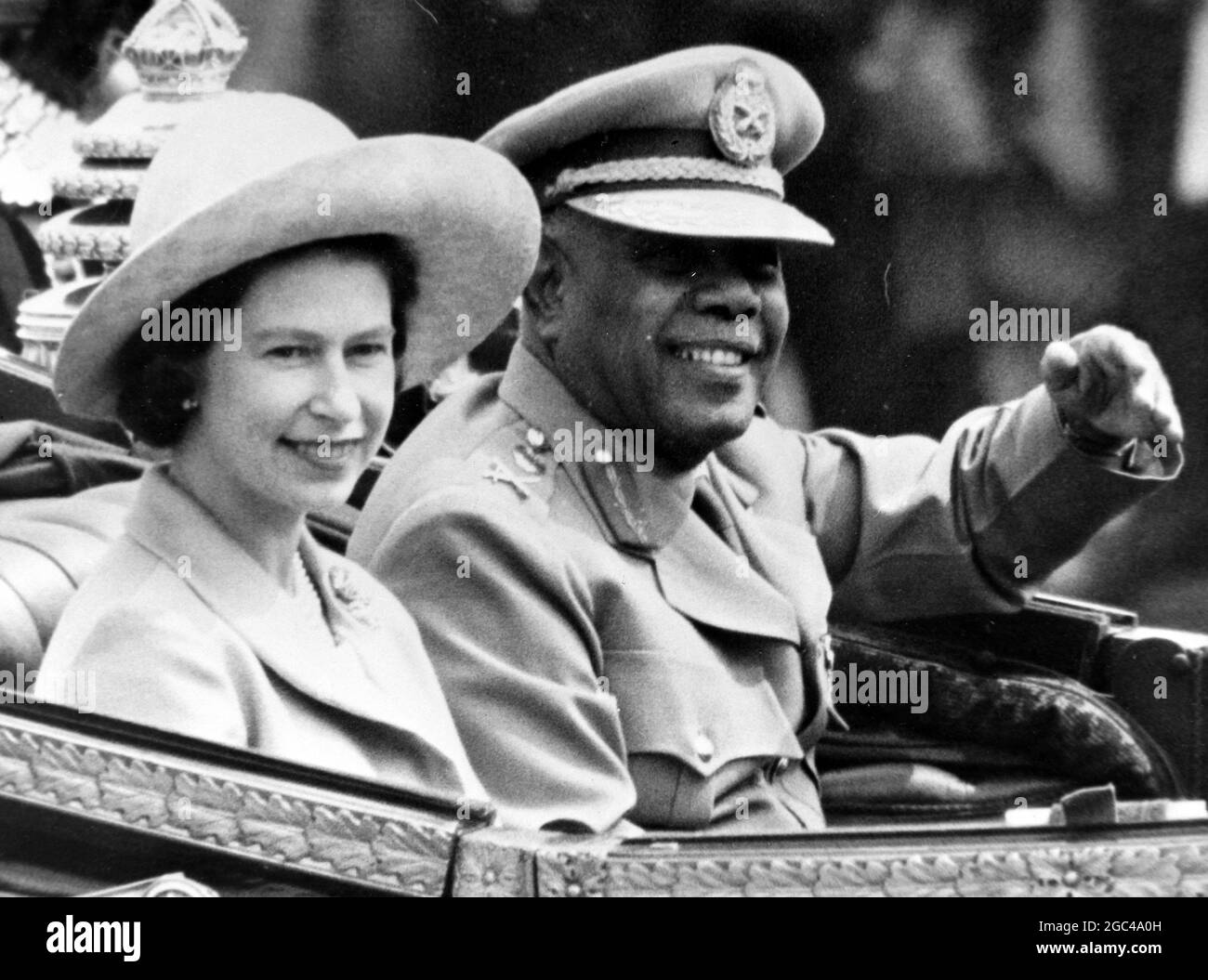 SUDANESE PRESIDENT IBRAHIM ABBOUD WITH QUEEN ELIZABETH II IN OPEN ...