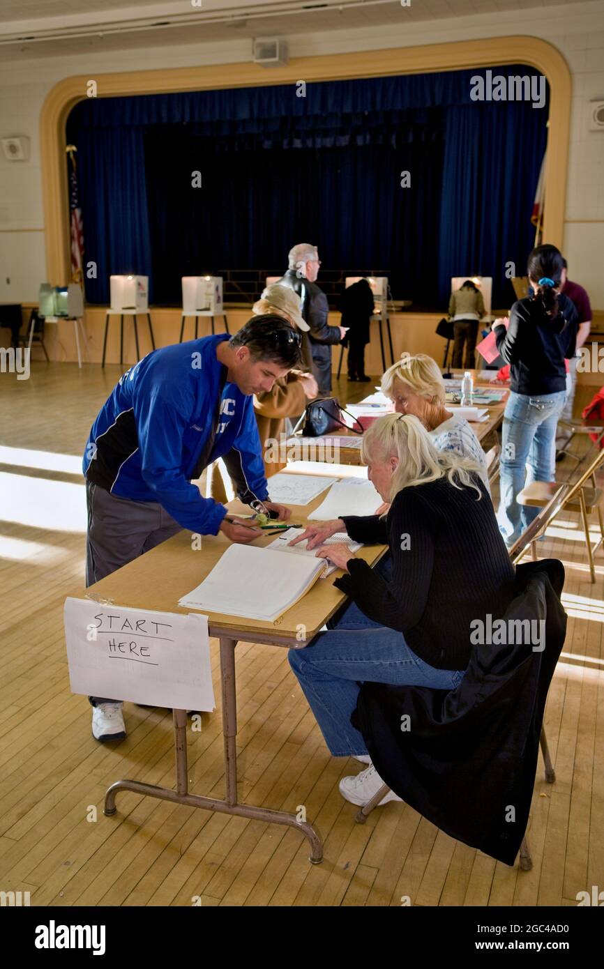 Signing booklet hi-res stock photography and images - Alamy