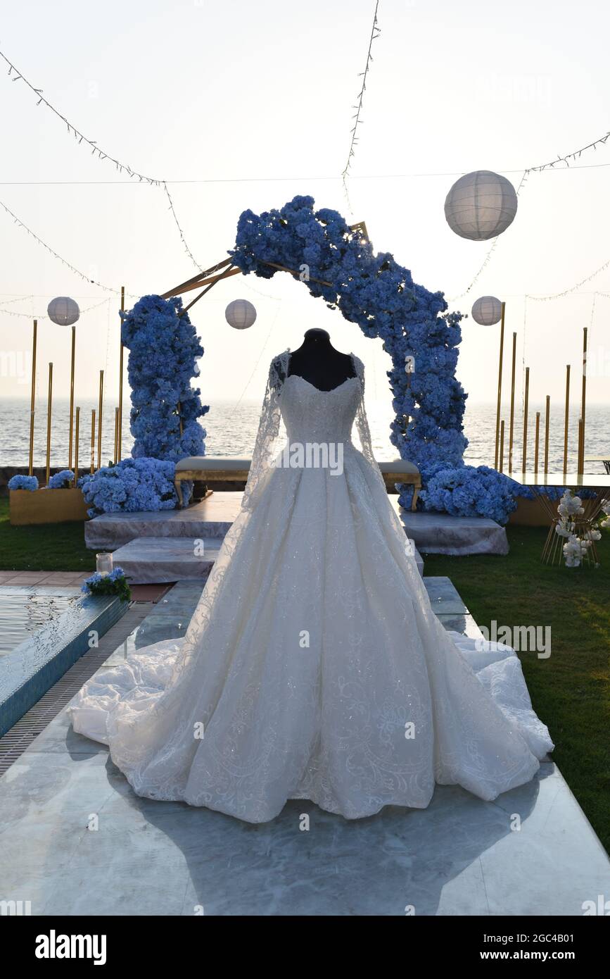 Saudi weeding hi-res stock photography and images - Alamy