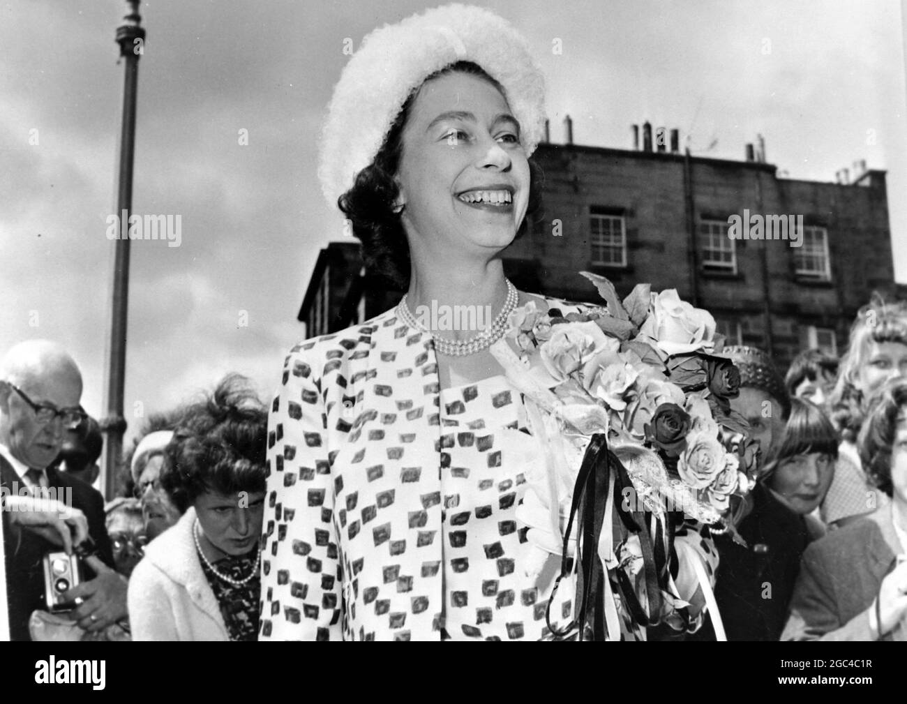 Queen scotland 1964 hi-res stock photography and images - Alamy