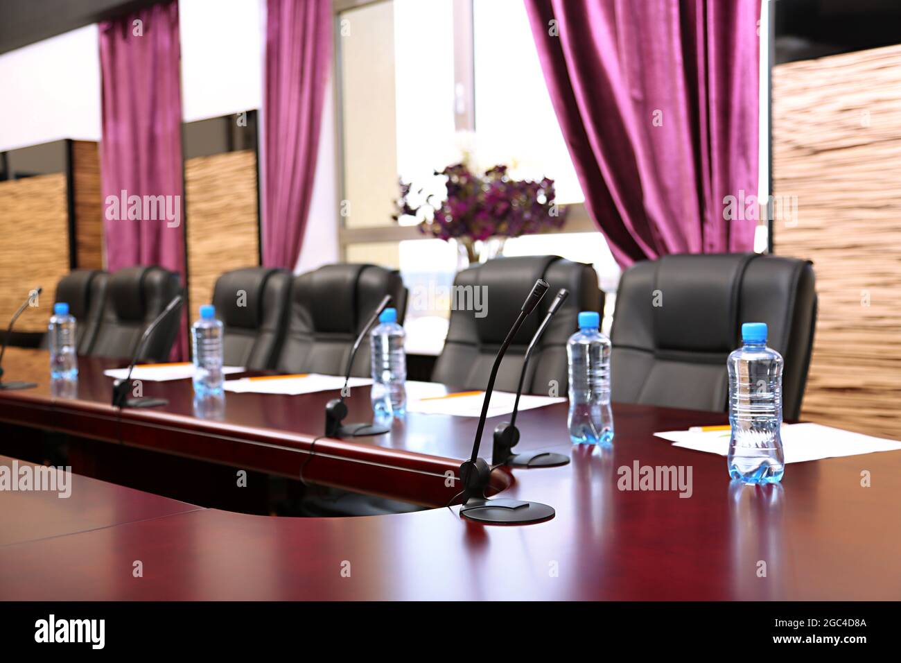 Interior of empty conference room Stock Photo - Alamy