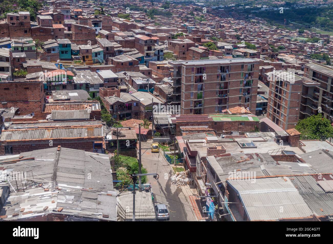 Colombian slum hi-res stock photography and images - Alamy