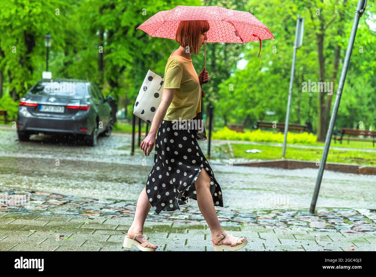 Heavy rain and thunderstorm leaves some streets underwater in city ...