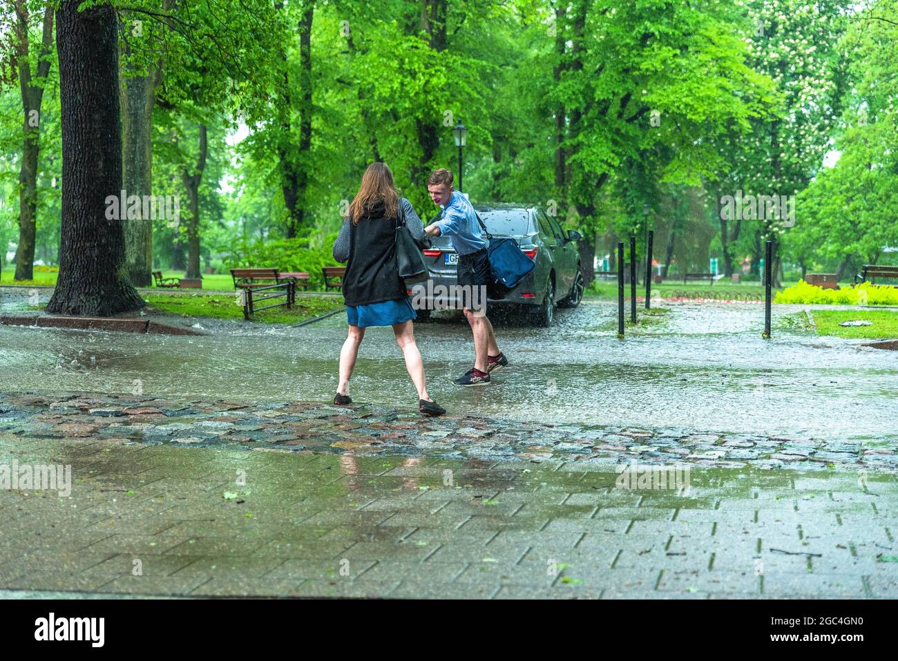 Woman drenched rain hi-res stock photography and images - Alamy
