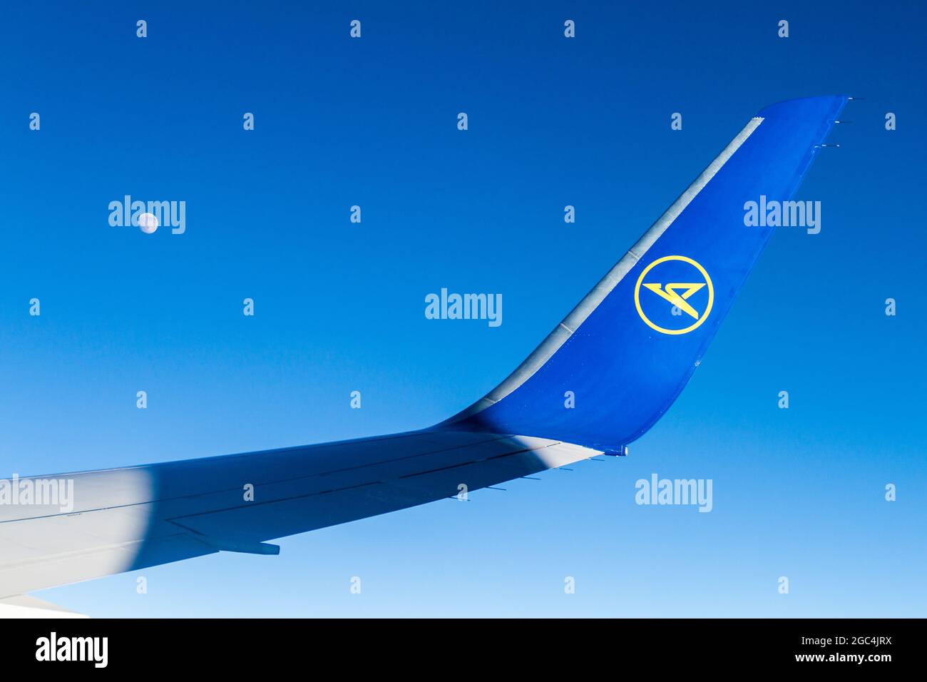 ATLANTIC OCEAN - SEPTEMBER 25, 2015: View of a wing of Condor airlines ...