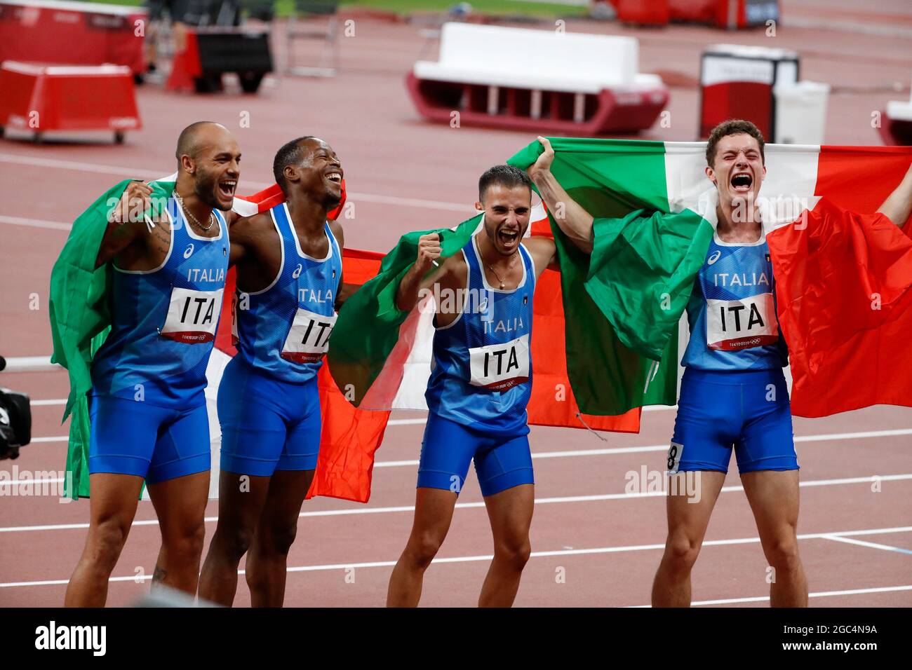 Tokyo, Kanto, Japan. 6th Aug, 2021. Italy celebrates winning the gold ...