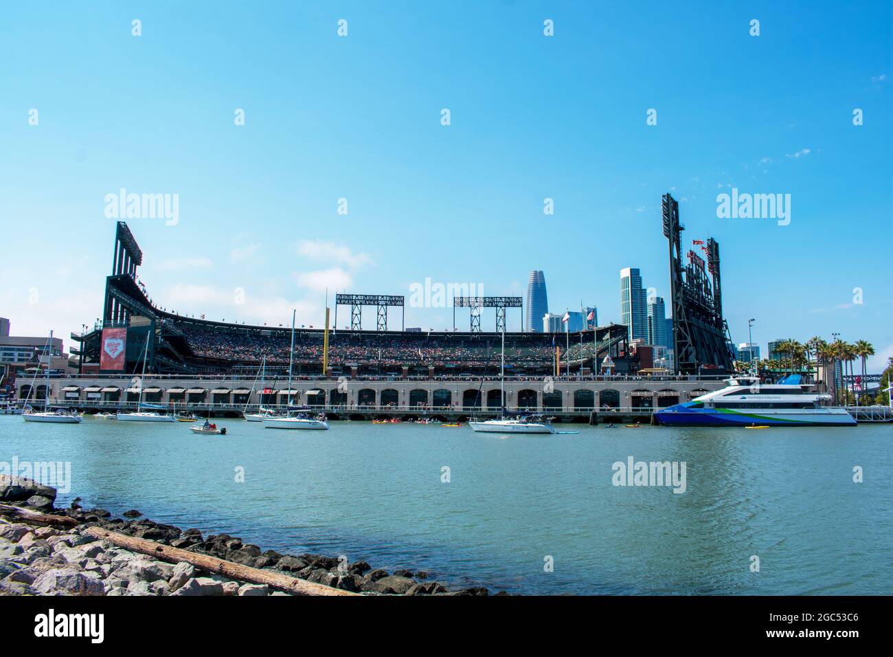 Exterior view of Oracle Park baseball park during the Giants game from ...