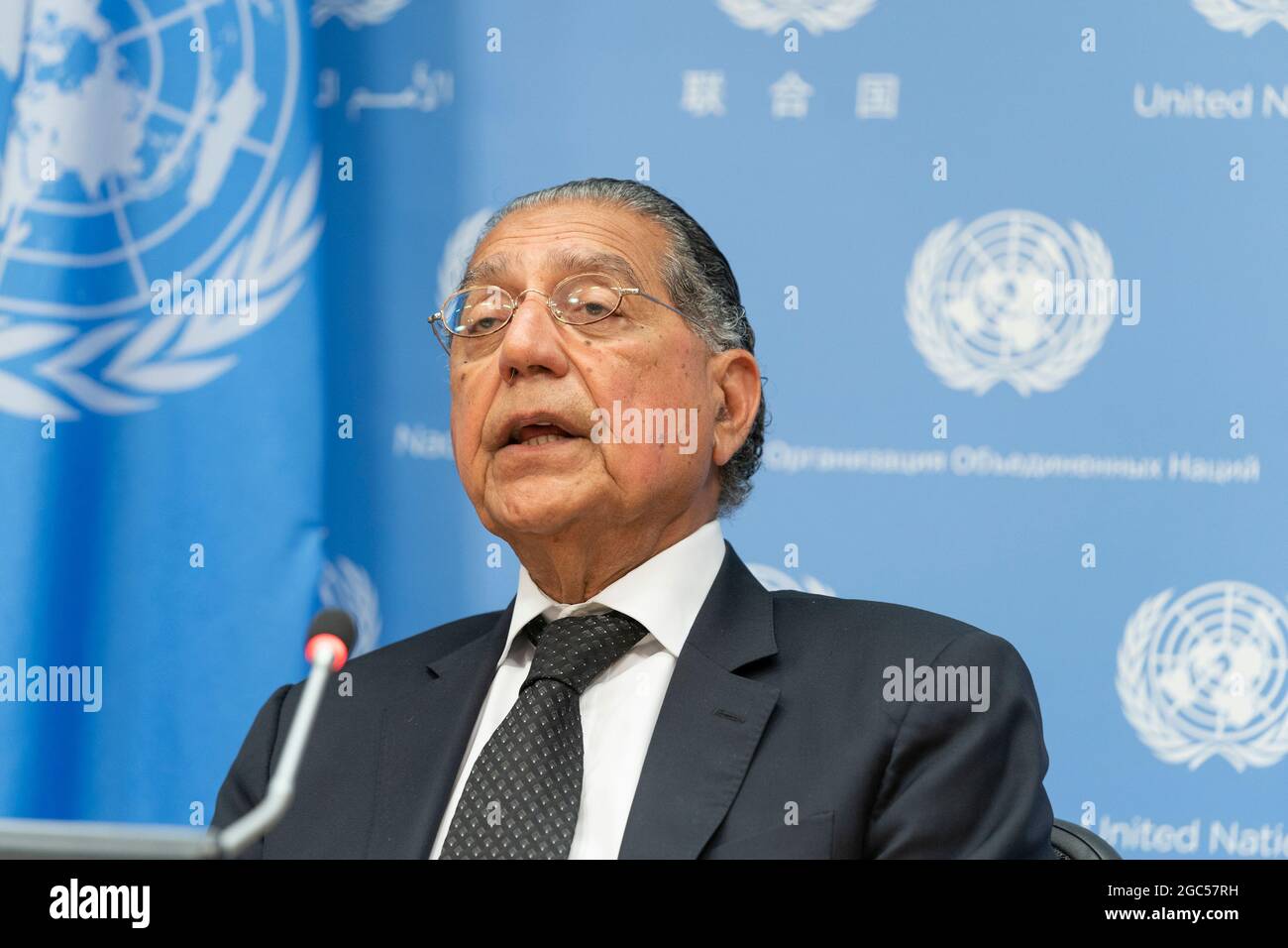 Munir akram hi-res stock photography and images - Alamy