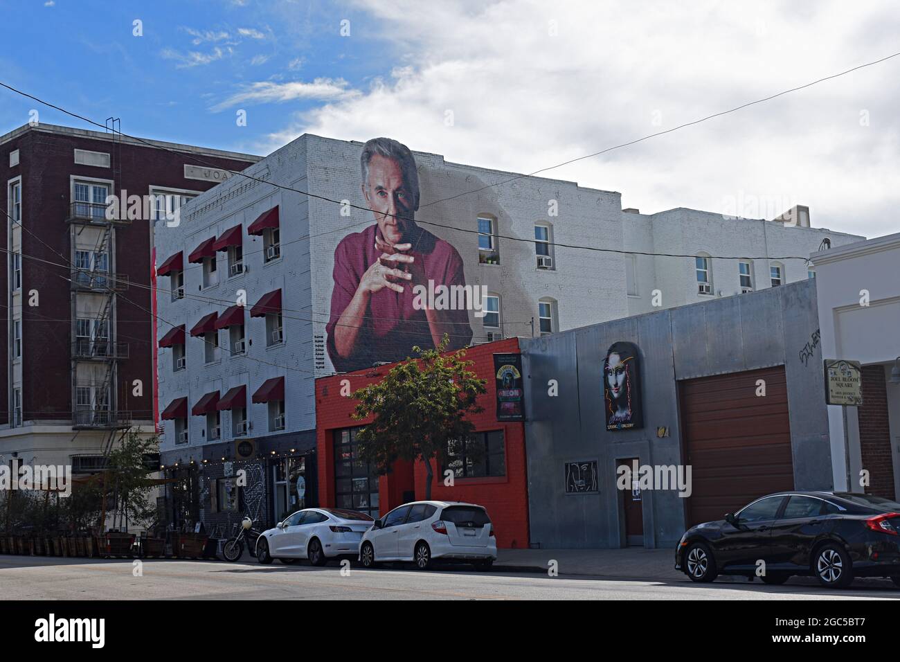 Kent twitchell hi-res stock photography and images - Alamy