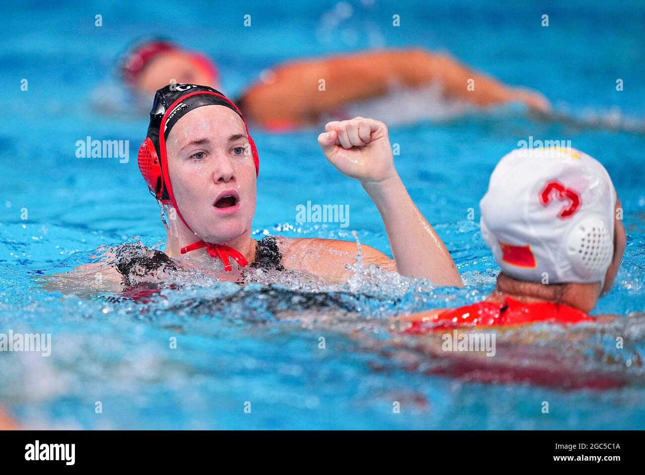 Tokyo, Japan. 7th Aug, 2021. Emma Wright (L) of Canada competes during ...