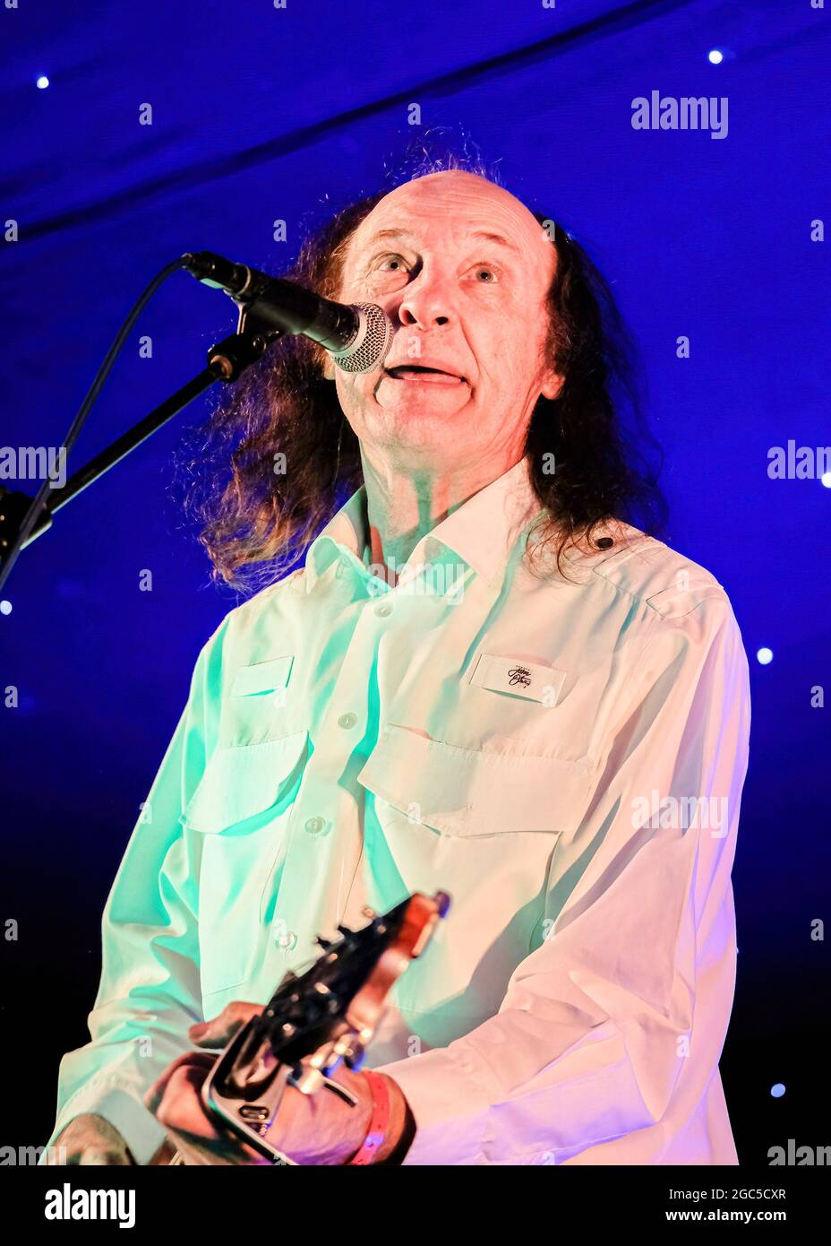 English singer-songwriter, folk, rock punk and pop guitarist John Otway ...