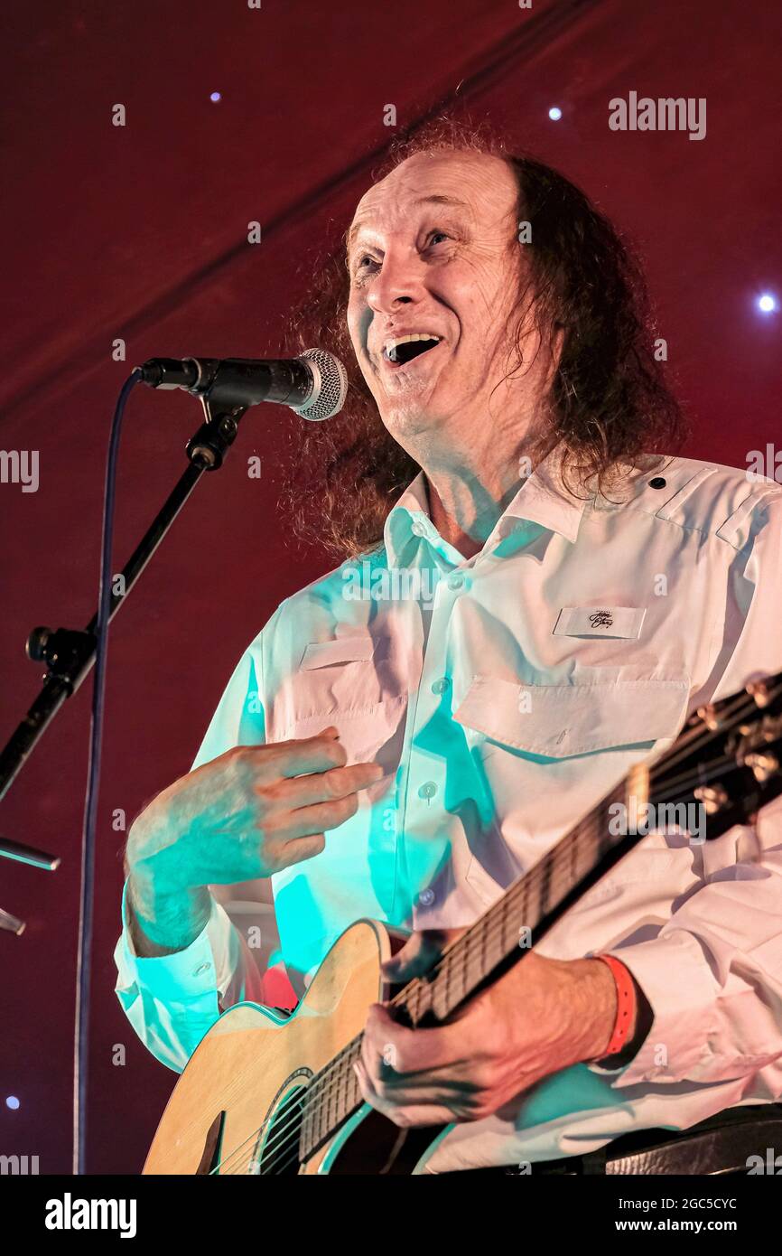 English singer-songwriter, folk, rock punk and pop guitarist John Otway ...
