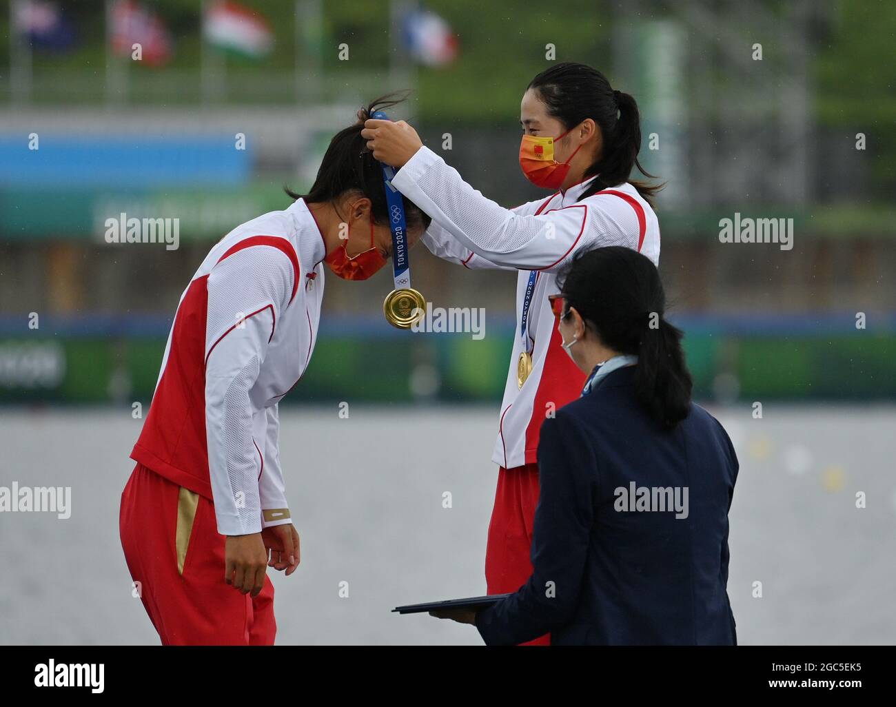 Tokyo, Japan. 7th Aug, 2021. Xu Shixiao (L)/Sun Mengya of China put on ...