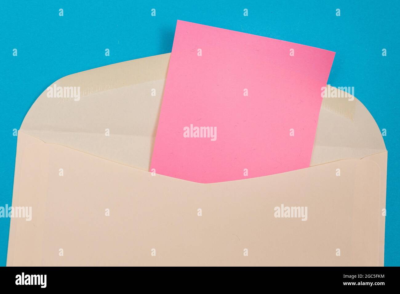 Delivery notes hi-res stock photography and images - Alamy