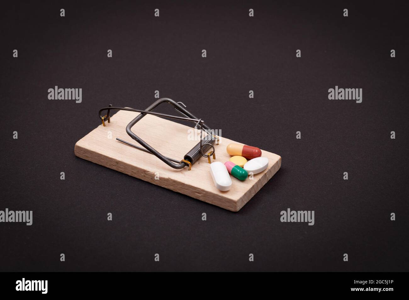 Trap capsules hi-res stock photography and images - Alamy