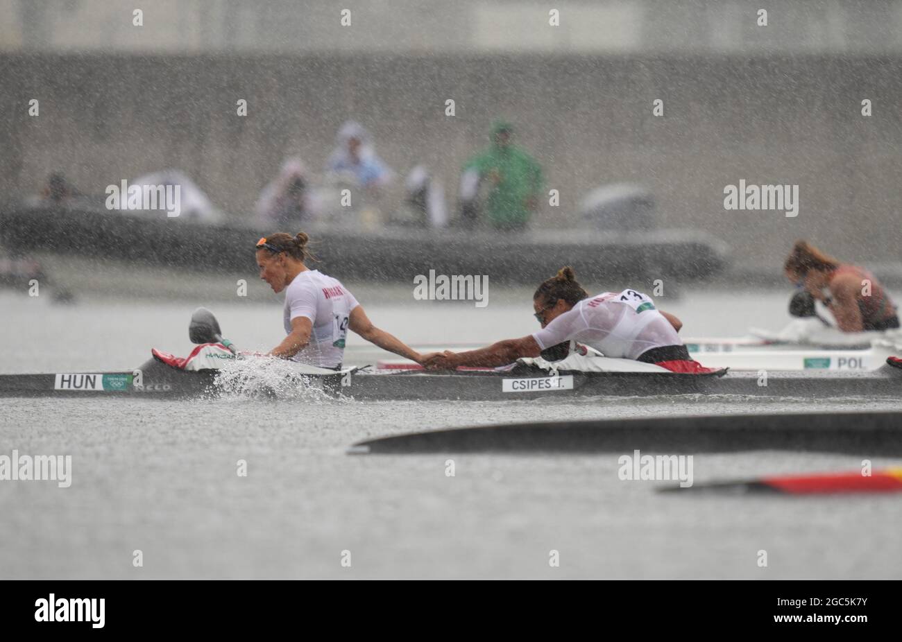 Tokyo, Japan. 7th Aug, 2021. Danuta Kozak (L) of Hungary holds teammate ...
