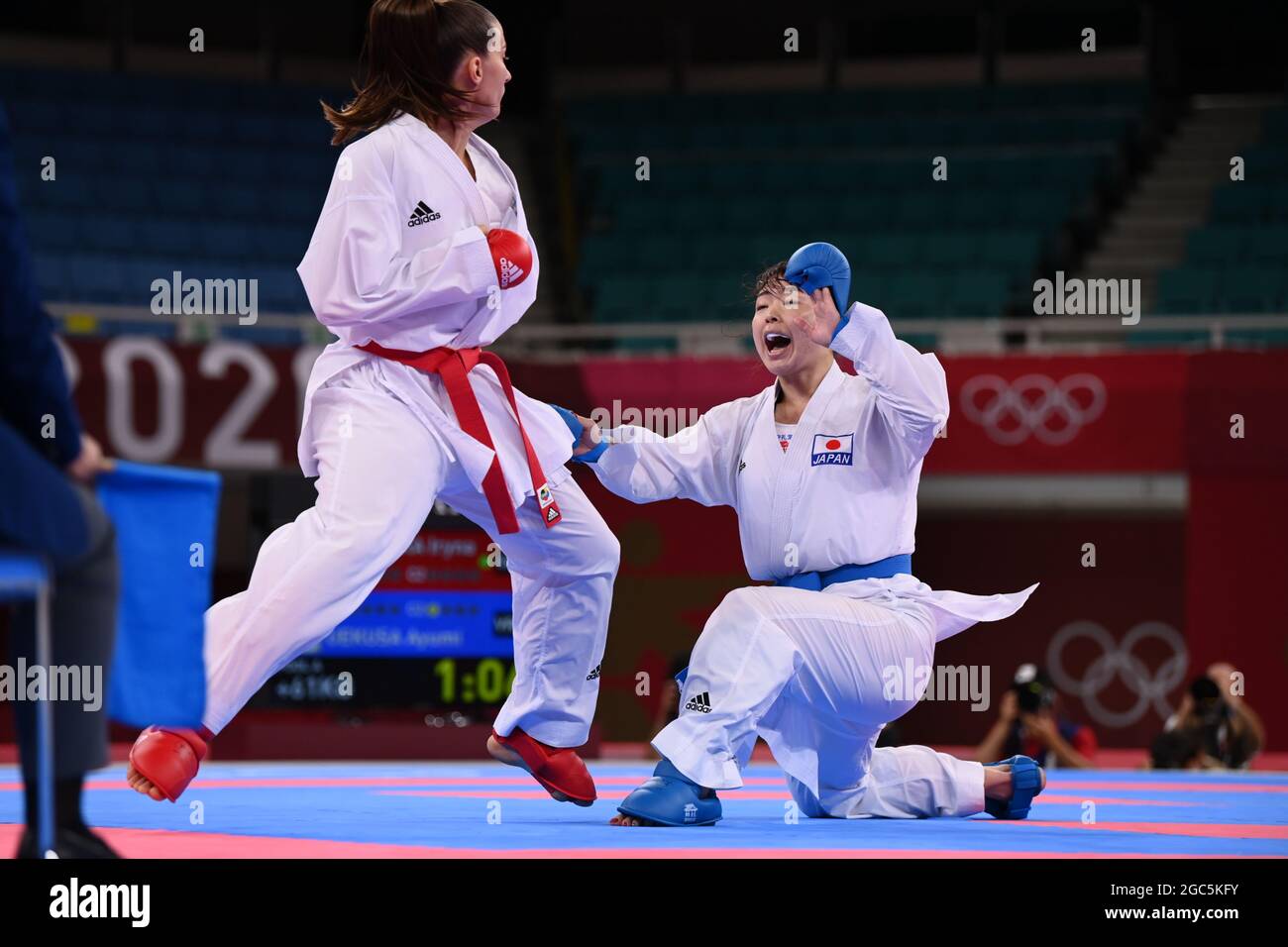 Karate japan ayumi hi-res stock photography and images - Alamy