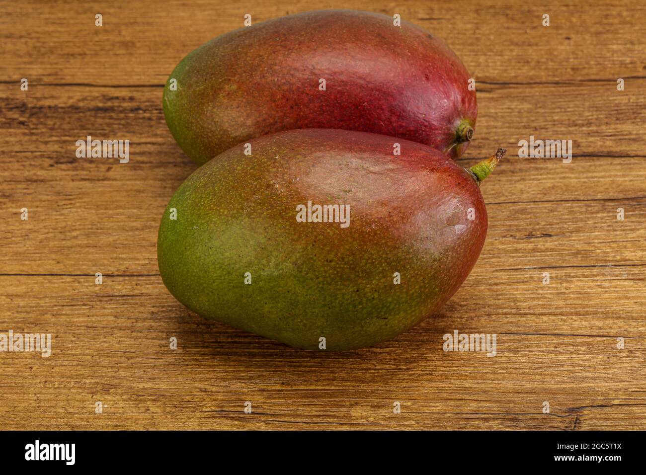 Sweet ripe tropical green mango fruit Stock Photo - Alamy