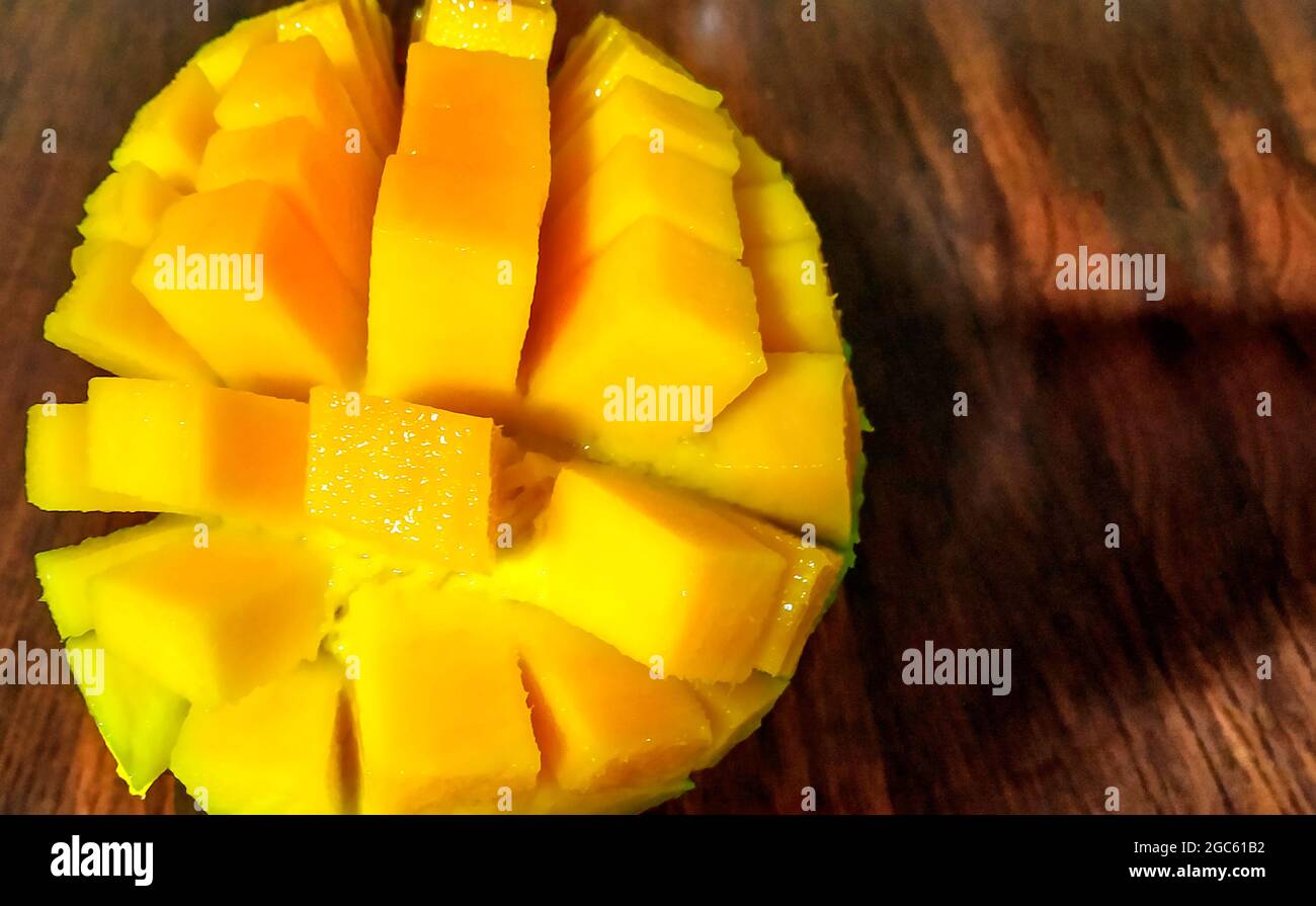 Perfect mango hi-res stock photography and images - Alamy