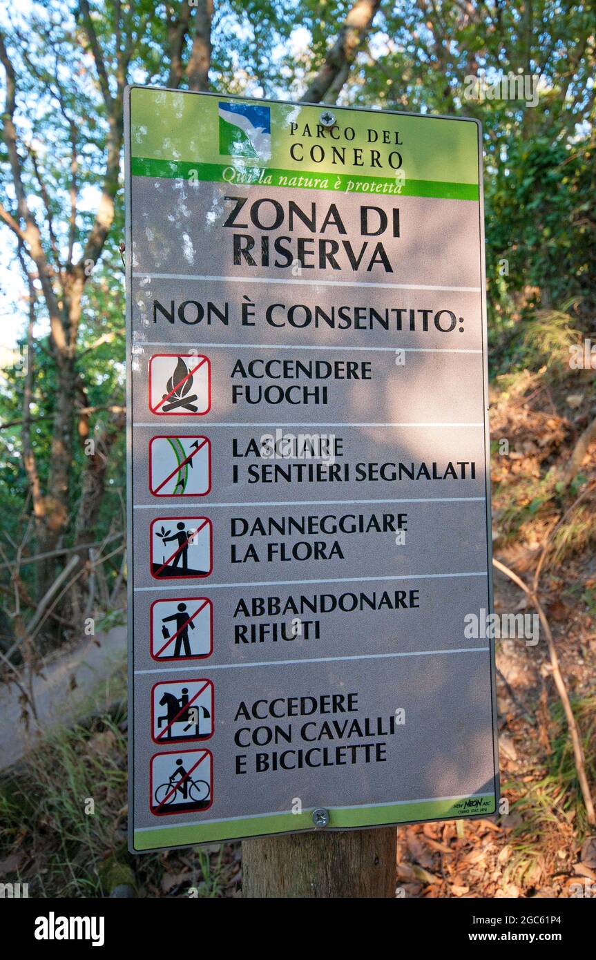 Park rules sign hi-res stock photography and images - Alamy