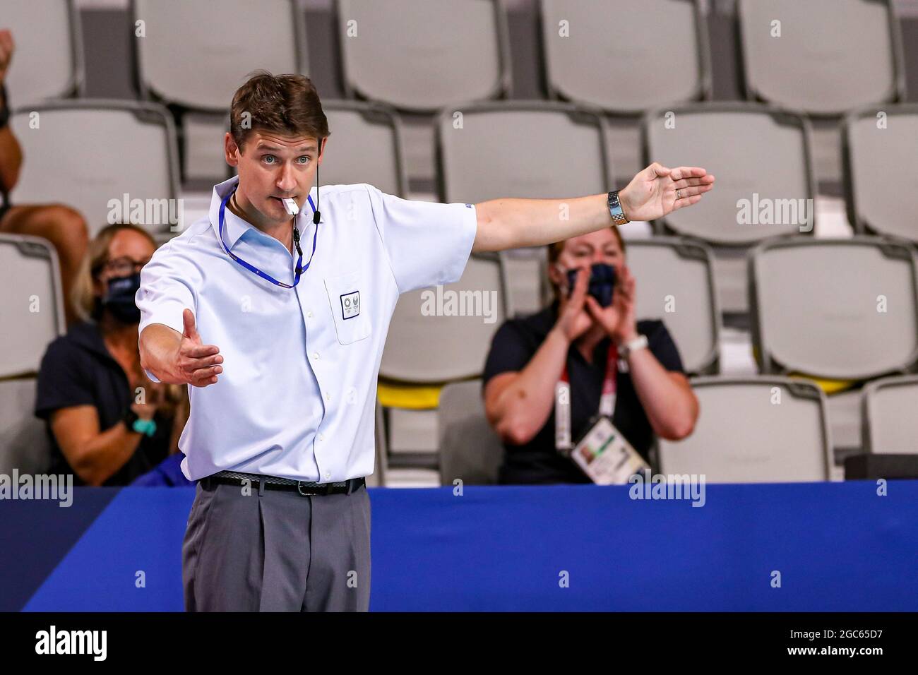 Tokyo, Japan. 07th Aug, 2021. TOKYO, JAPAN - AUGUST 7: referee ...