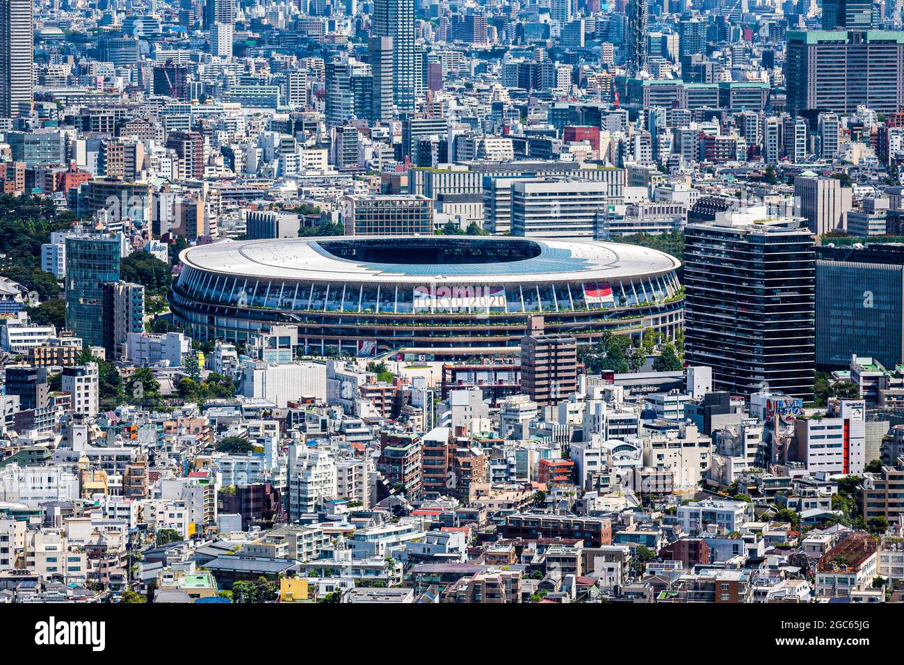 Tokyo, Japan. 06th Aug, 2021. Kengo Kuma's National Stadium, where the ...
