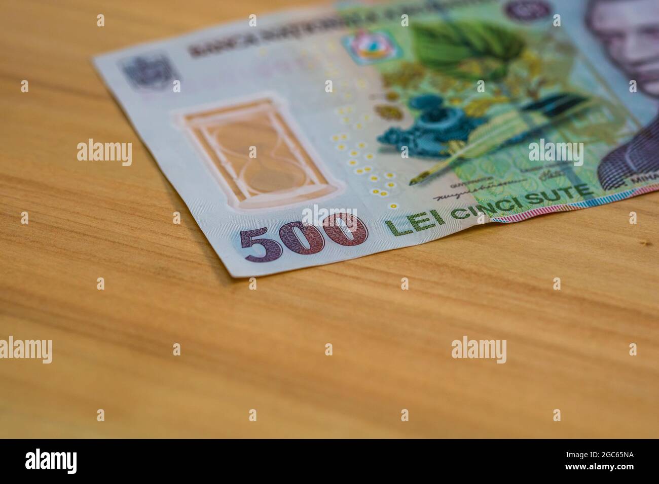 500 lei banknote hi-res stock photography and images - Alamy