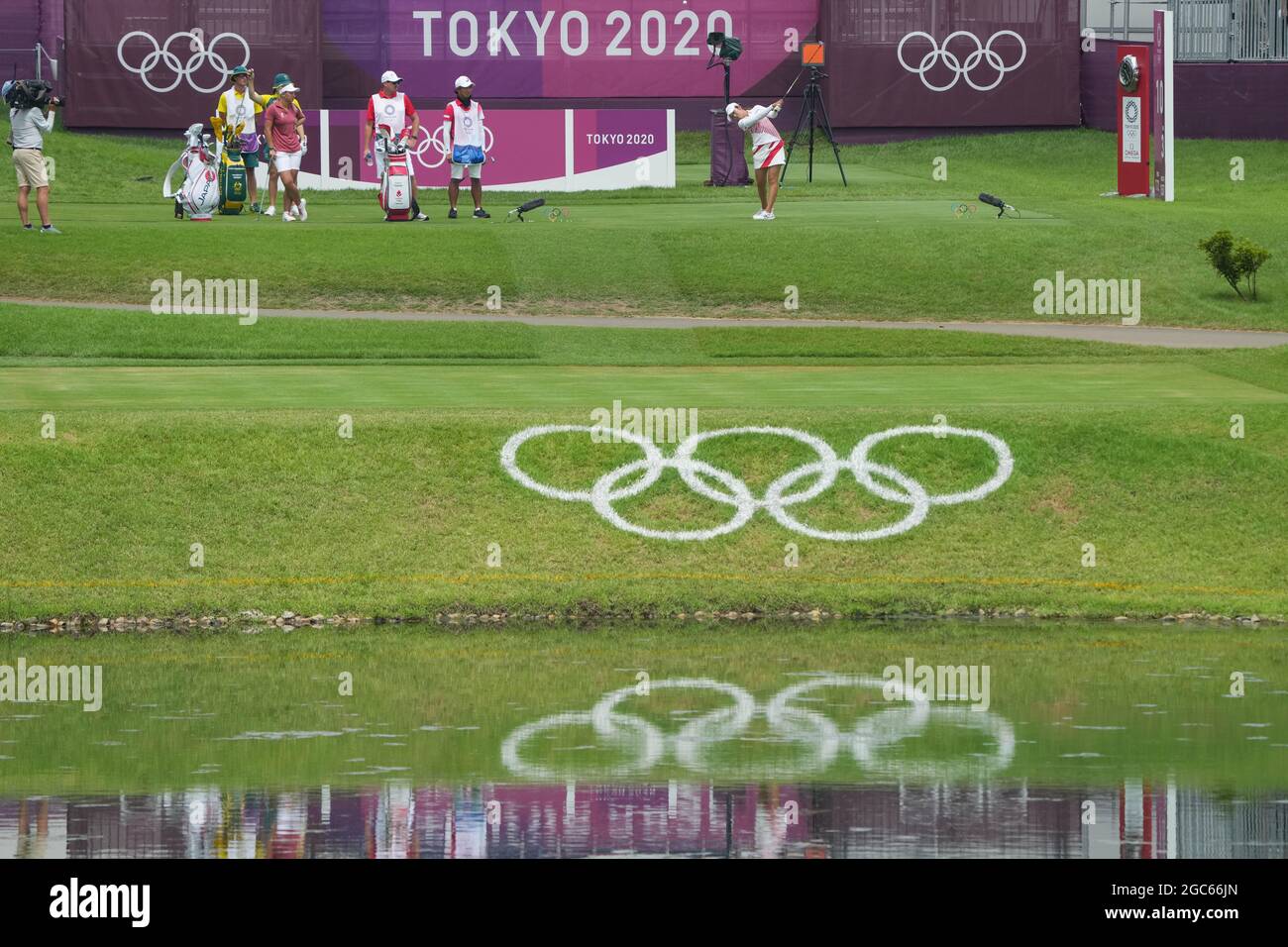 Saitama, Japan. 7th Aug, 2021. Inami Mone (1st R) of Japan competes ...