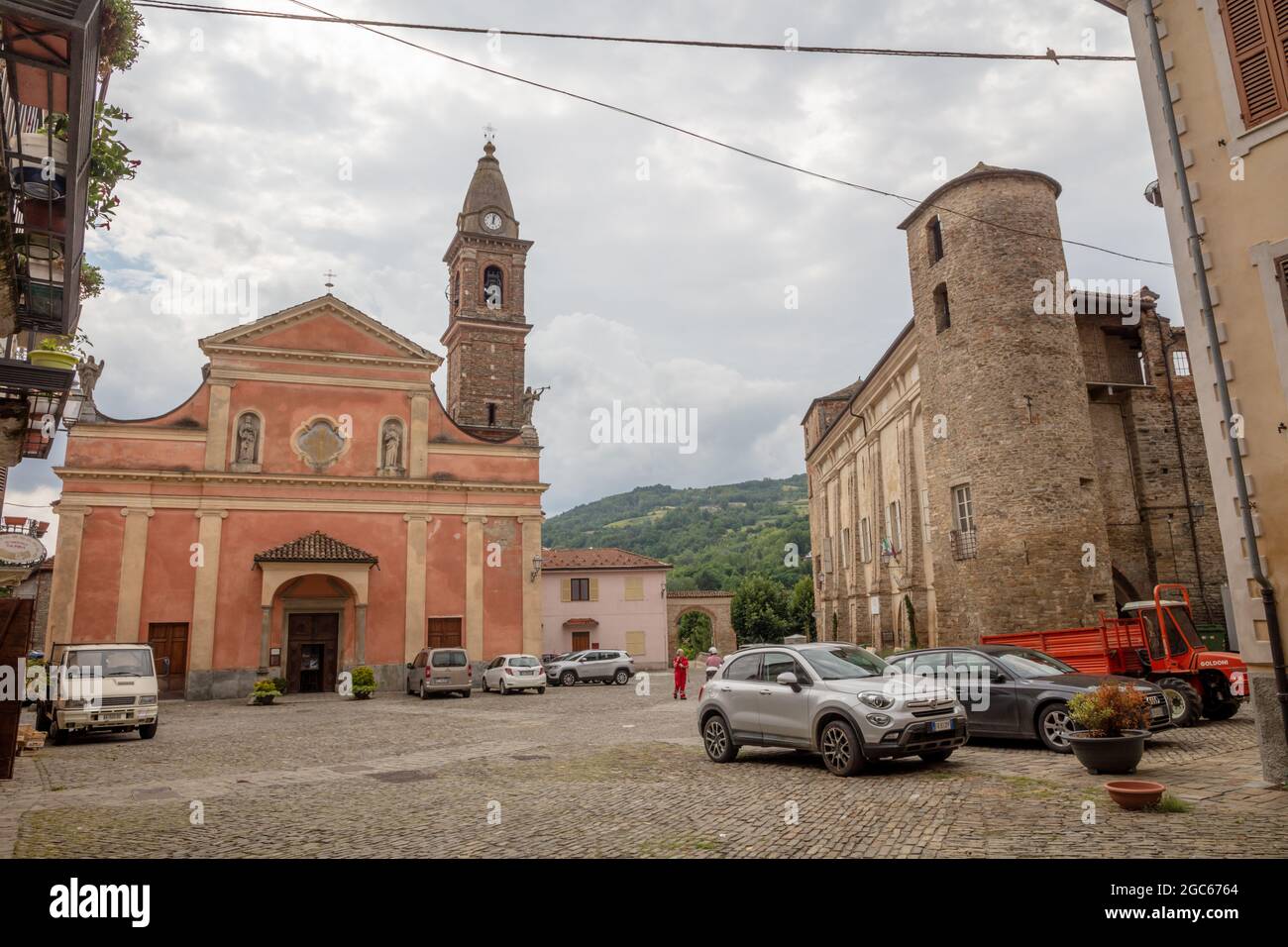 Monastero Bormida, Piemont, Italy Stock Photo - Alamy