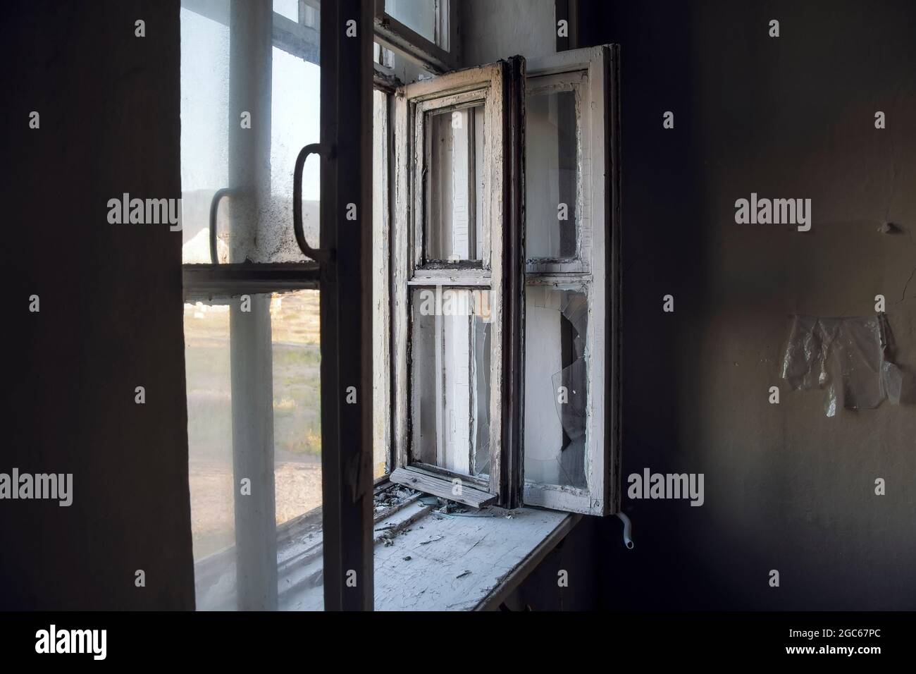 Arson damaged home in hi-res stock photography and images - Alamy