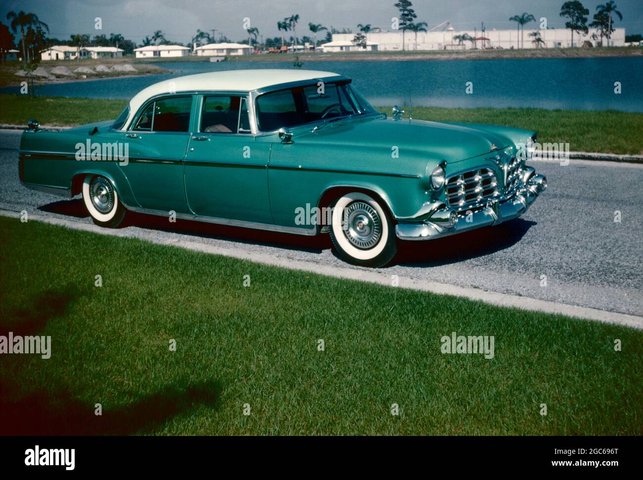 Chrysler imperial car hi-res stock photography and images - Alamy