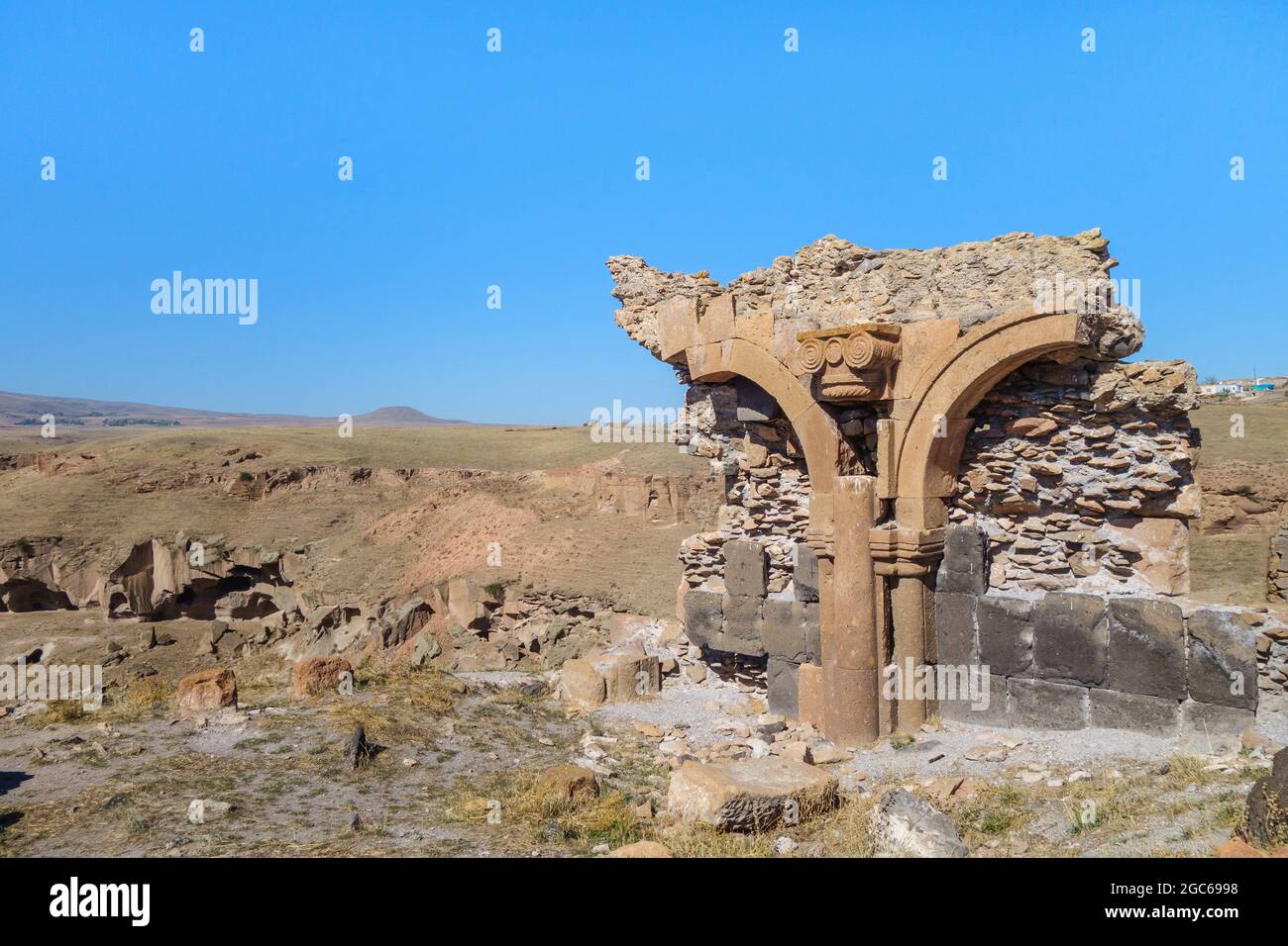 Caved in walls hi-res stock photography and images - Alamy