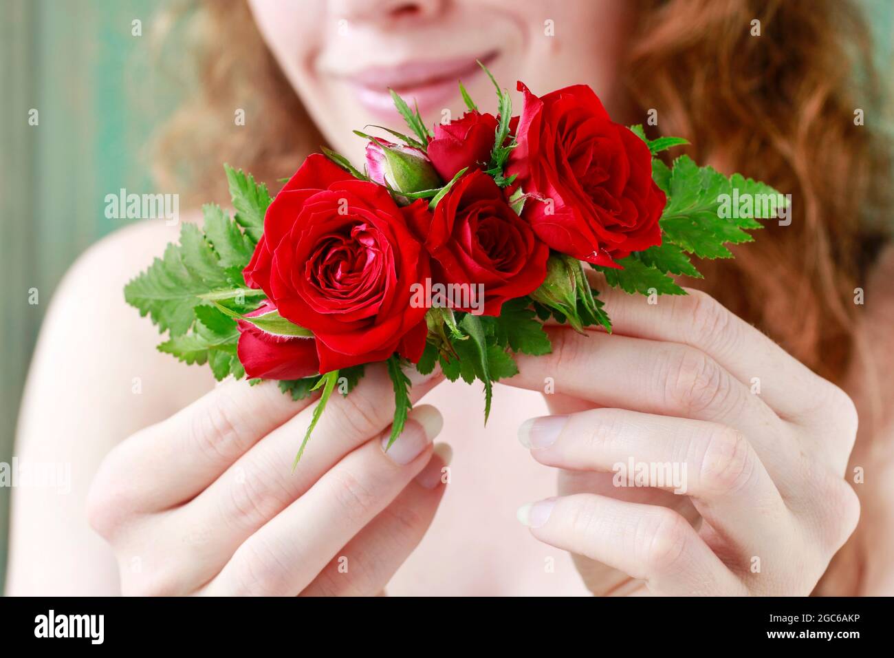 Florist at work: How to make a hair clip with fresh flowers and fern ...