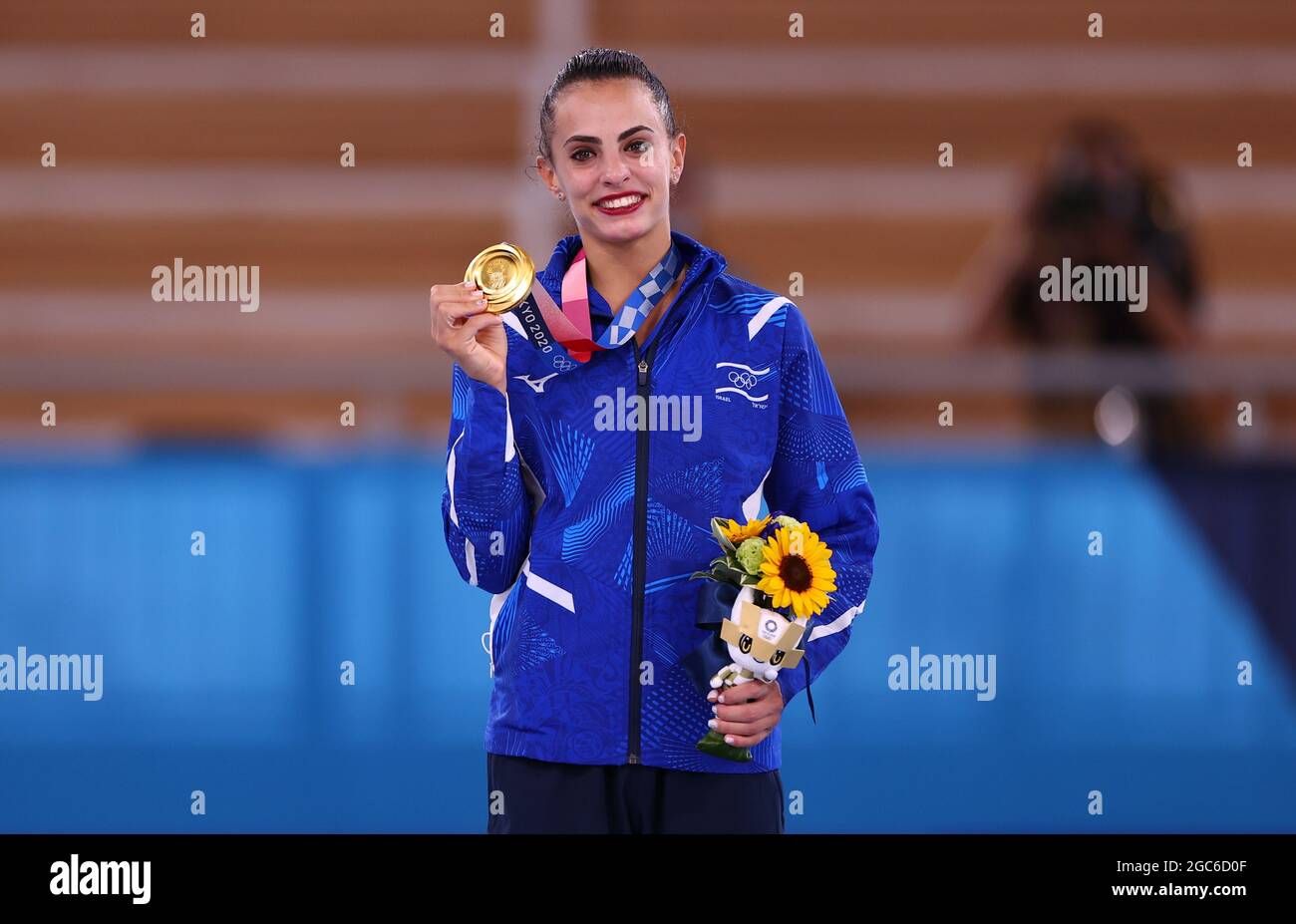 Linoy ashram gymnastics olympics hi-res stock photography and images ...