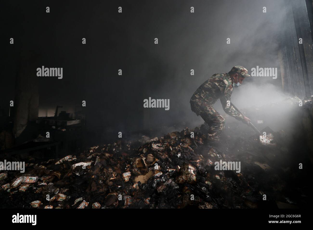 Kathmandu, NE, Nepal. 7th Aug, 2021. Firefighters from the Armed Police ...