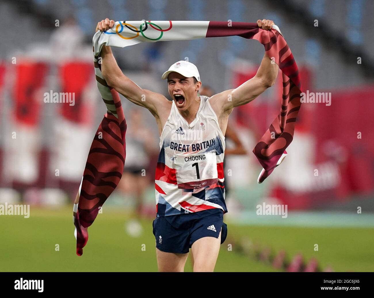 Joseph Choong of Great Britain celebrates a gold medal following ...