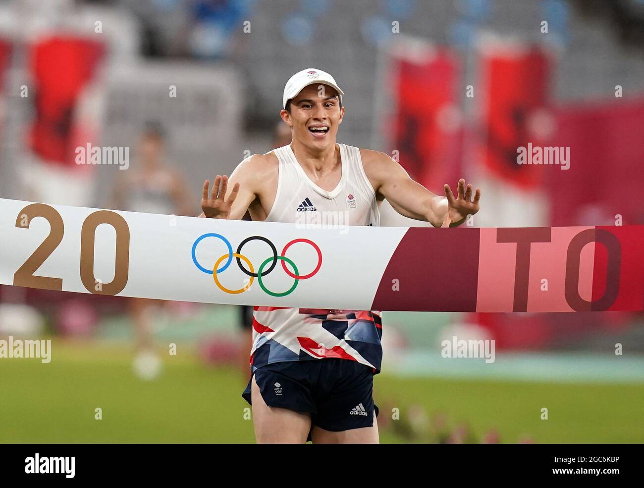 Joseph Choong of Great Britain celebrates a gold medal following ...