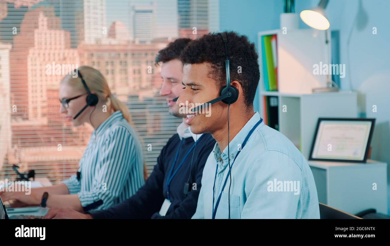Call center man hi-res stock photography and images - Alamy
