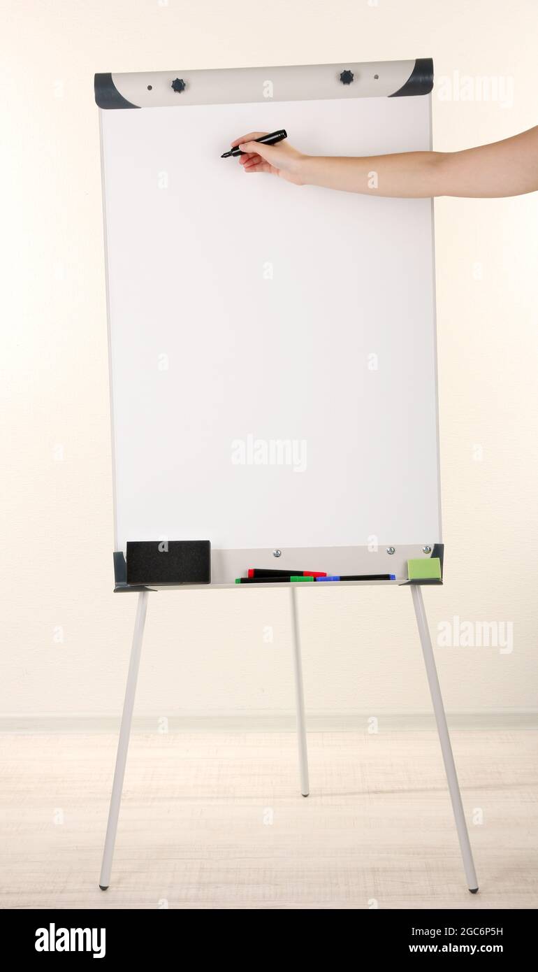 Flipchart in classroom Stock Photo - Alamy