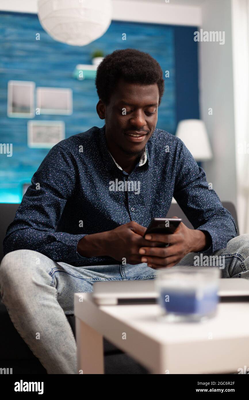 African american workshop training hi-res stock photography and images ...