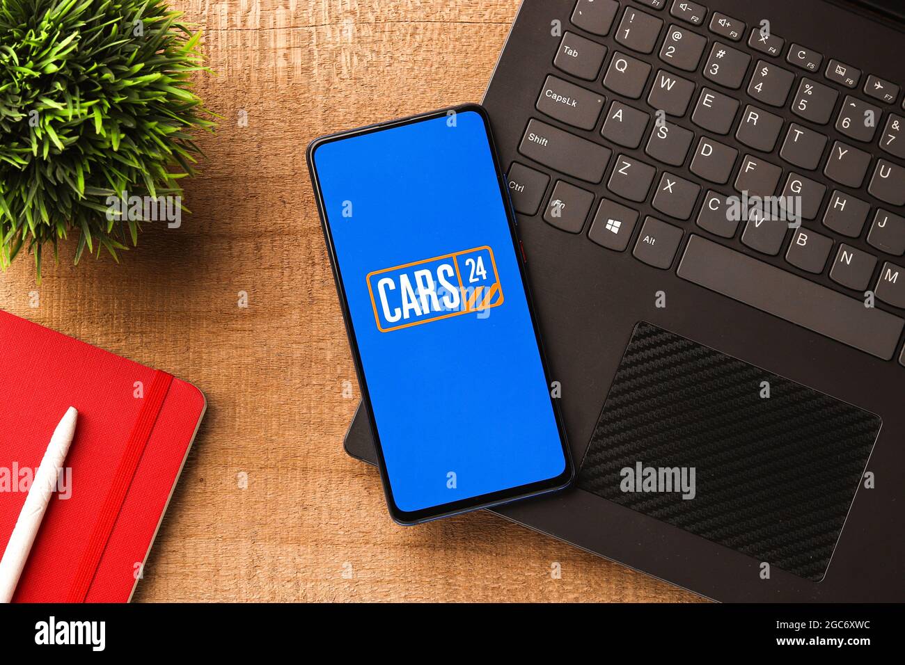 Cars24 logo hi-res stock photography and images - Alamy