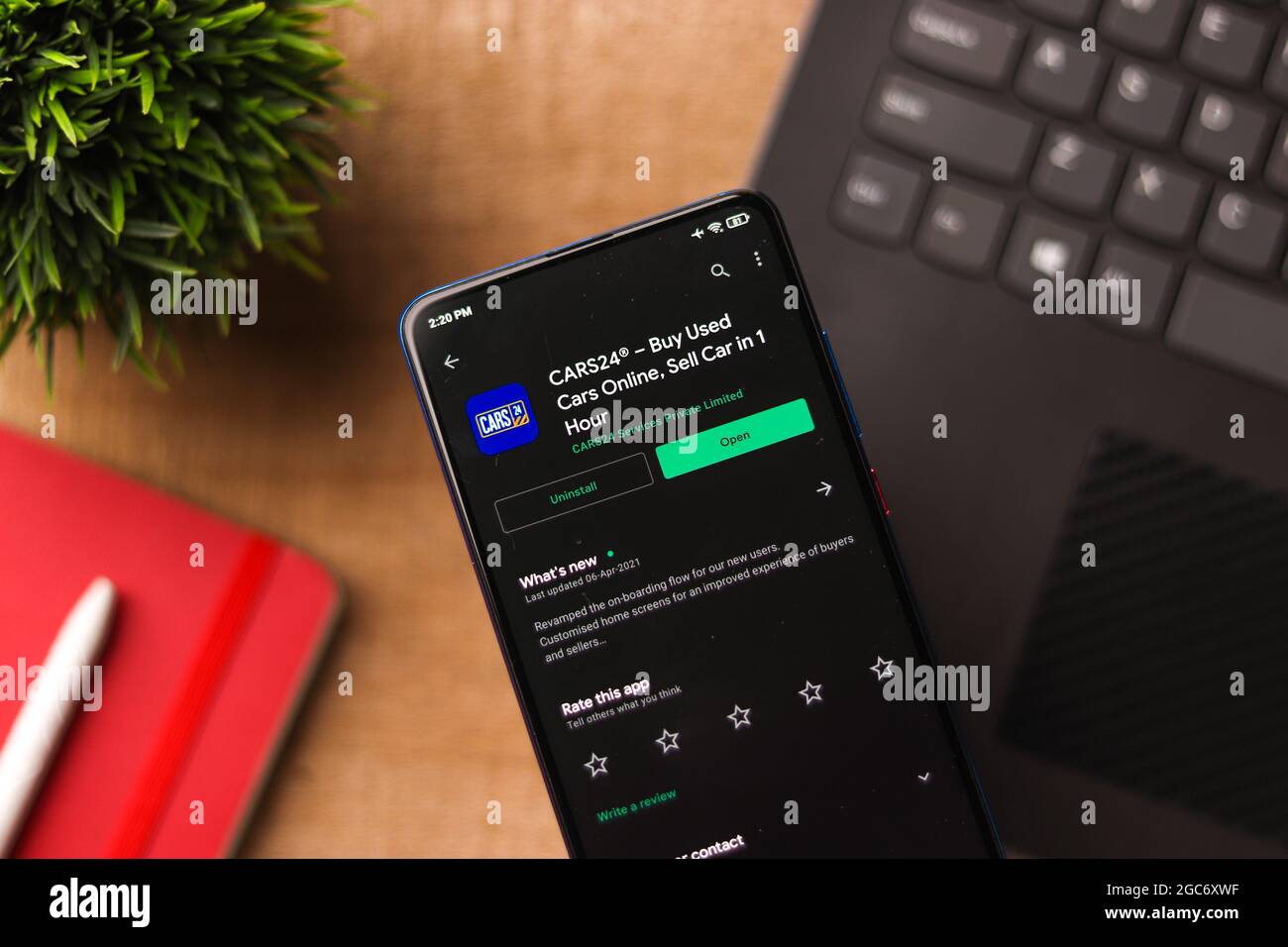 Cars24 logo hi-res stock photography and images - Alamy