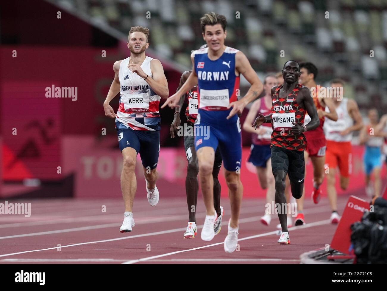 Great Britain's Josh Kerr coming home to win bronze in the Men's 1500m ...