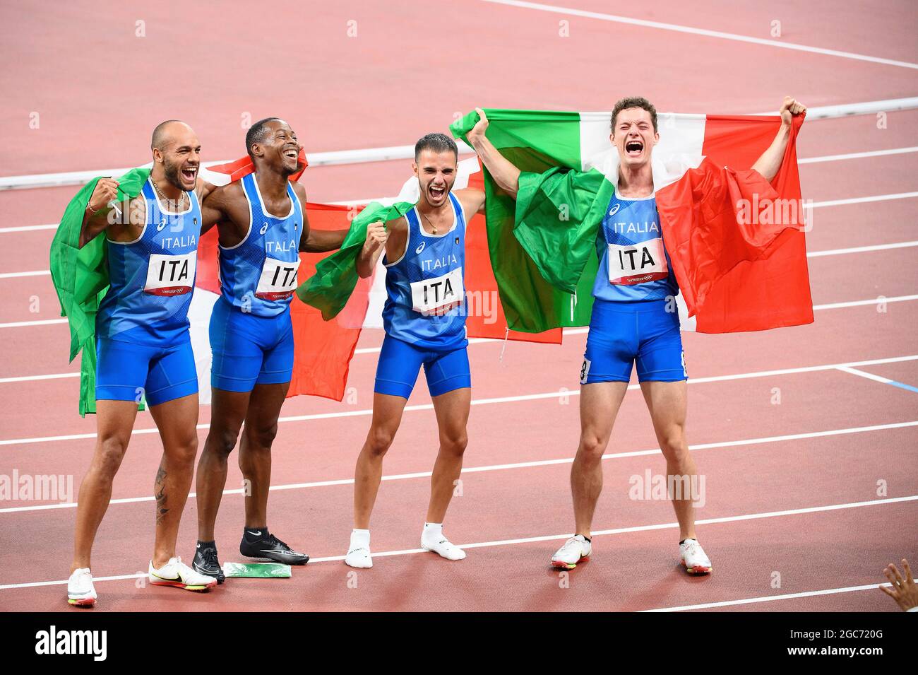Mens 4x 100m relay final hi-res stock photography and images - Alamy