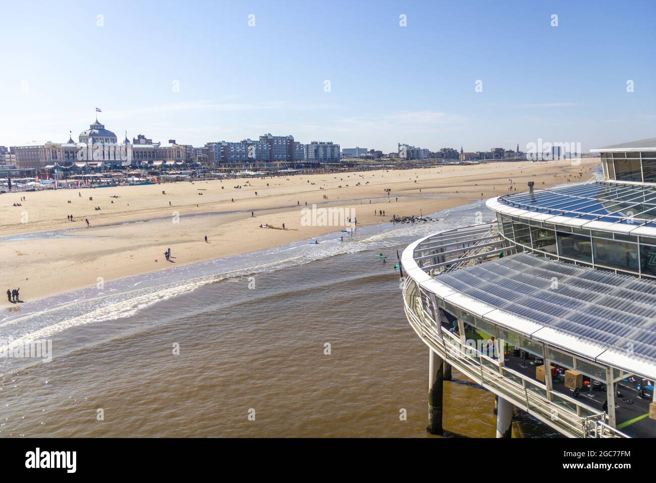 The beach of Scheveningen Stock Photo - Alamy
