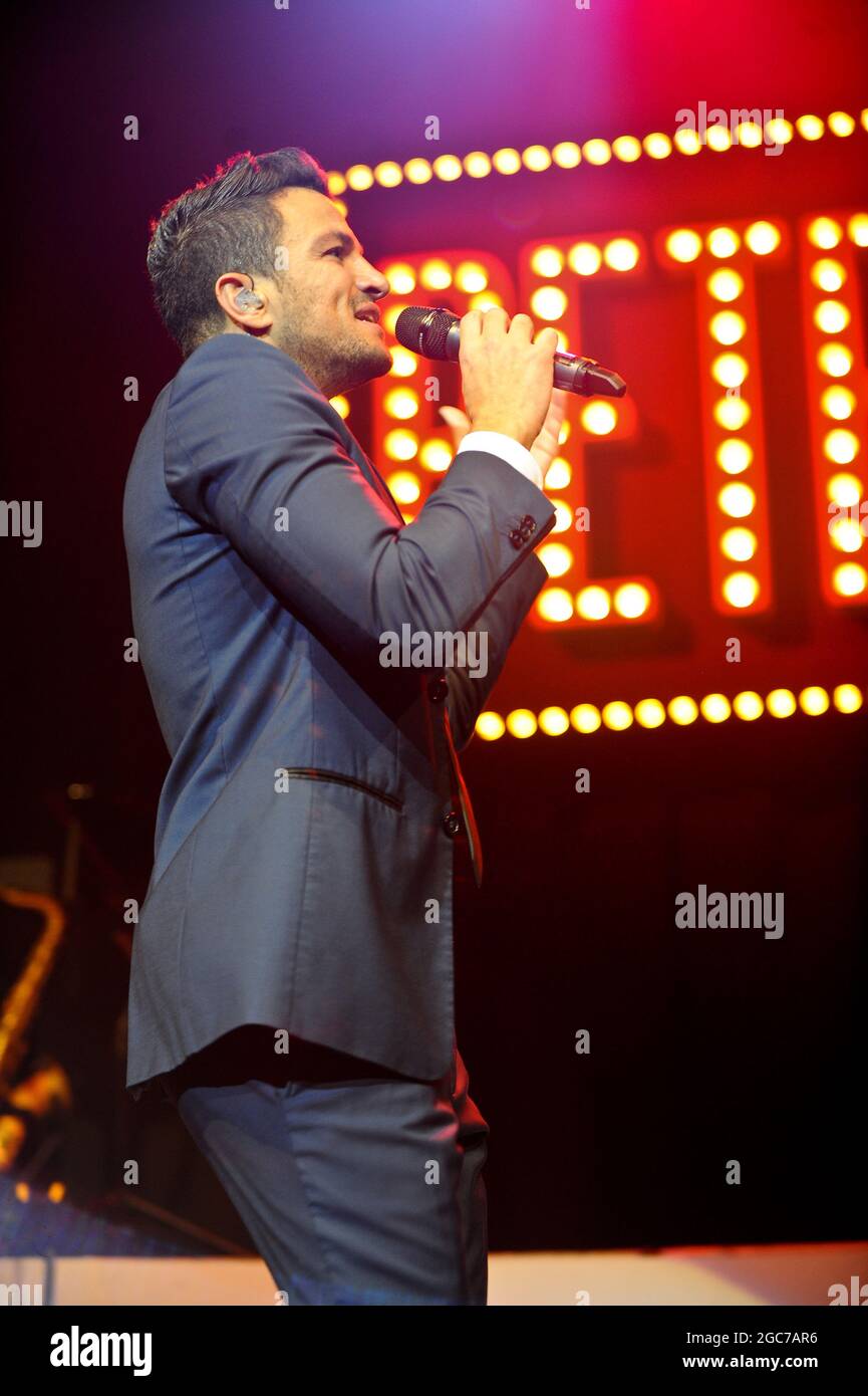 Peter Andre Performing at Sheffield City Hall , Sheffield Stock Photo ...